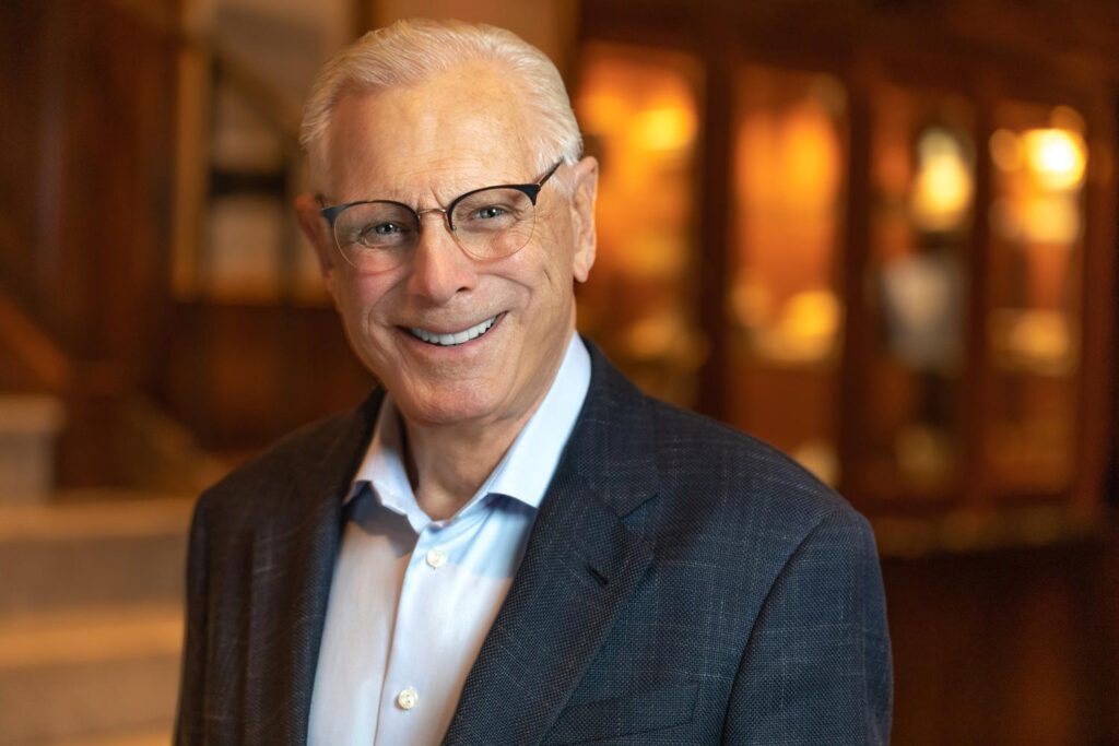 Institutional Investors & Capital Management, Commission Managements Services | CAPIS